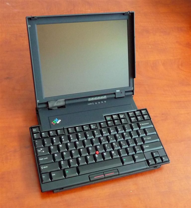 IBM ThinkPad 701CS (a.k.a. the Butterfly) – The X86 Generation