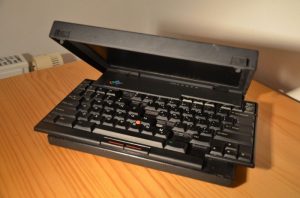 IBM ThinkPad 701CS (a.k.a. the Butterfly) – The X86 Generation