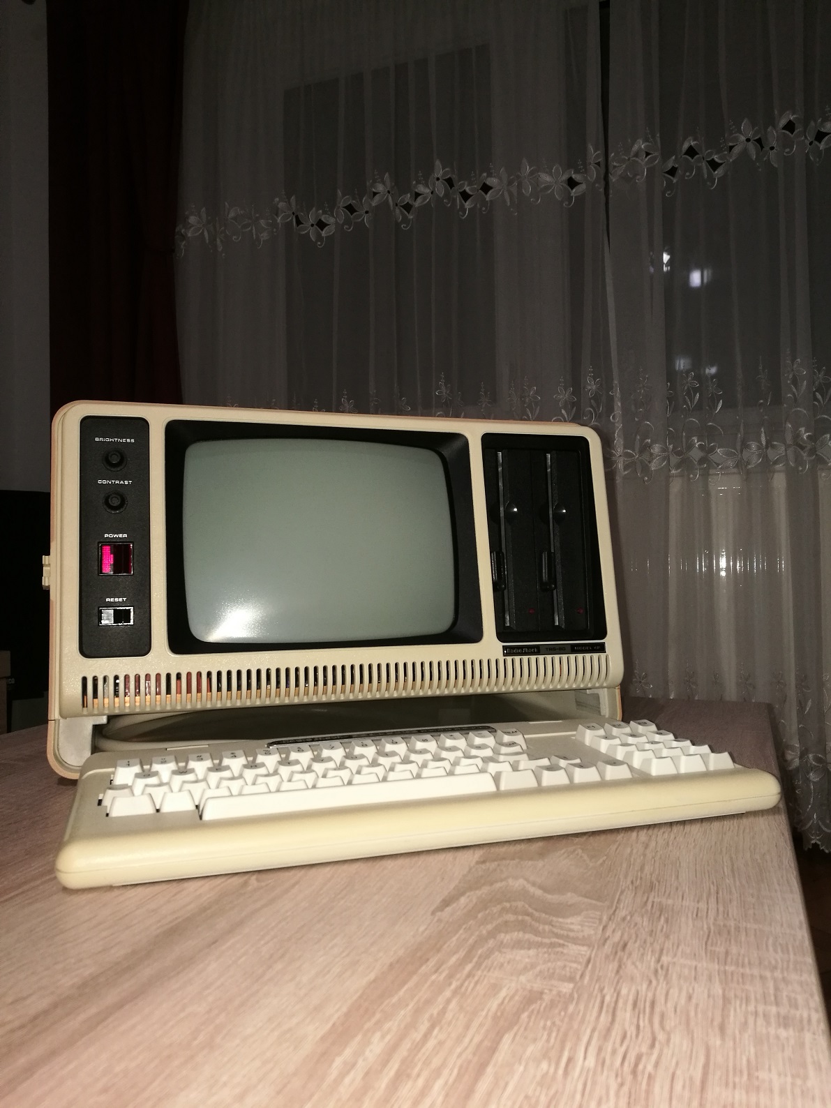 TANDY TRS-80 Model 4P