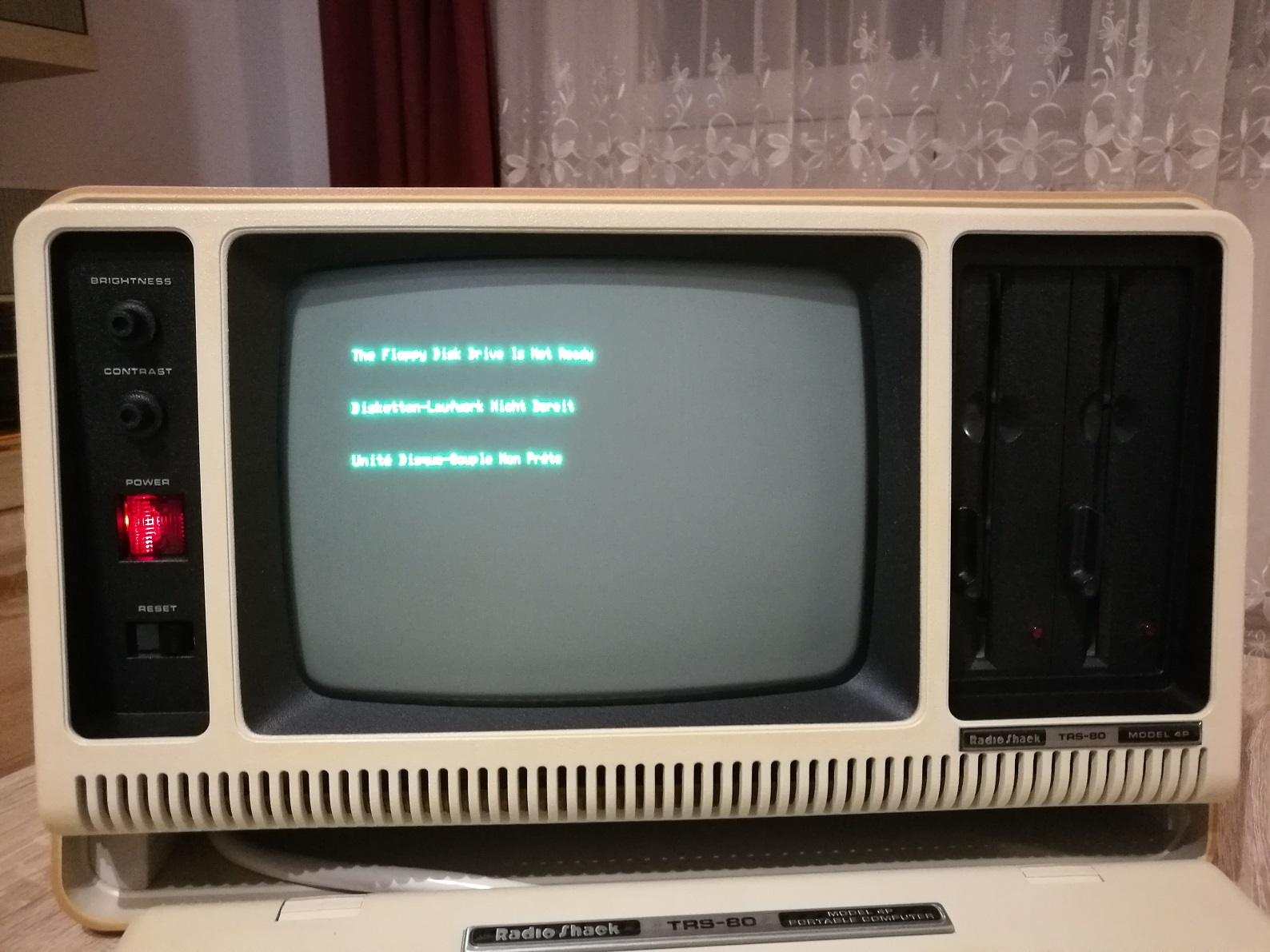 TANDY TRS-80 Model 4P