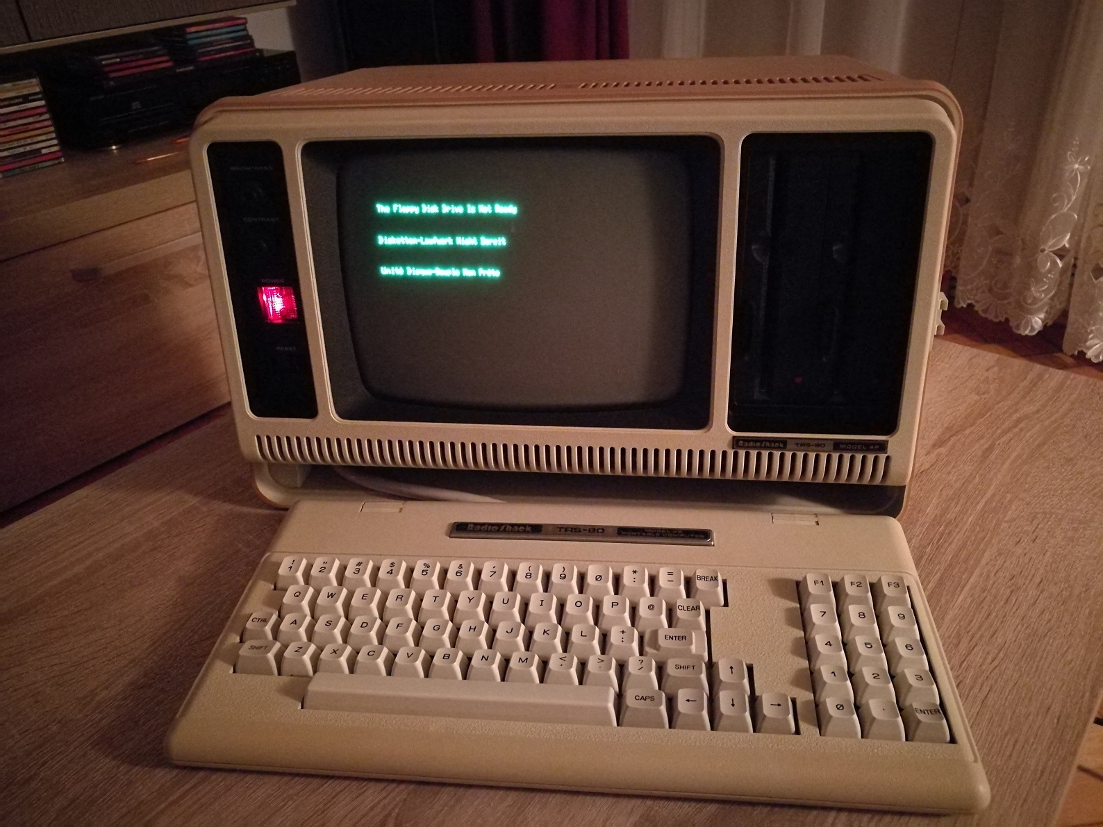 TANDY TRS-80 Model 4P