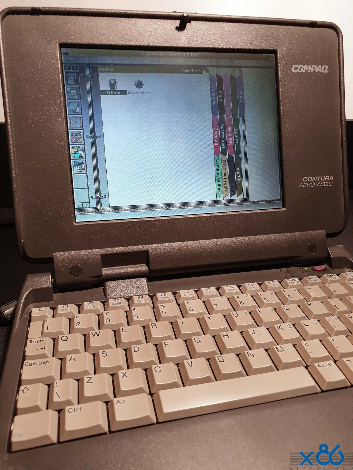 Compaq Contura Aero 4/33C
