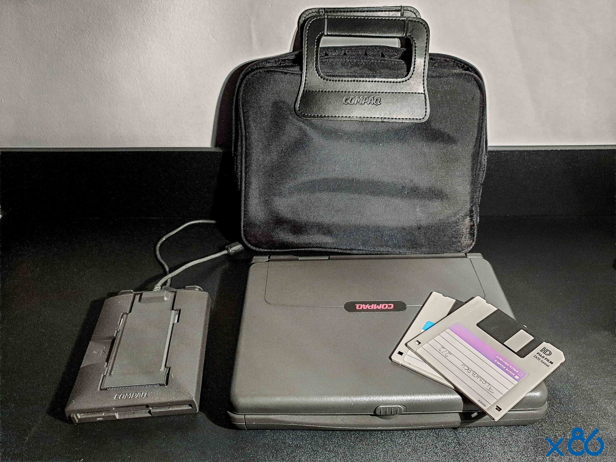 Compaq Contura Aero 4/33C